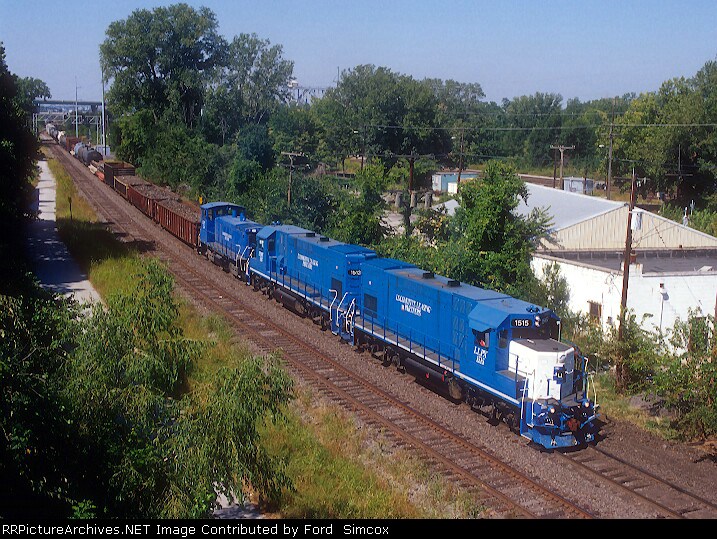 LLPX 1515 @ NE Industrial Trafficway 2005